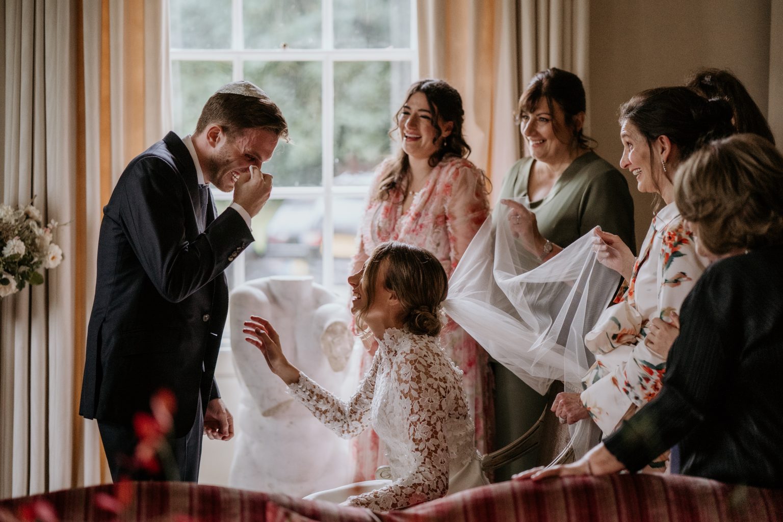 Elena Popa - Wedding Photographer - London and the South East